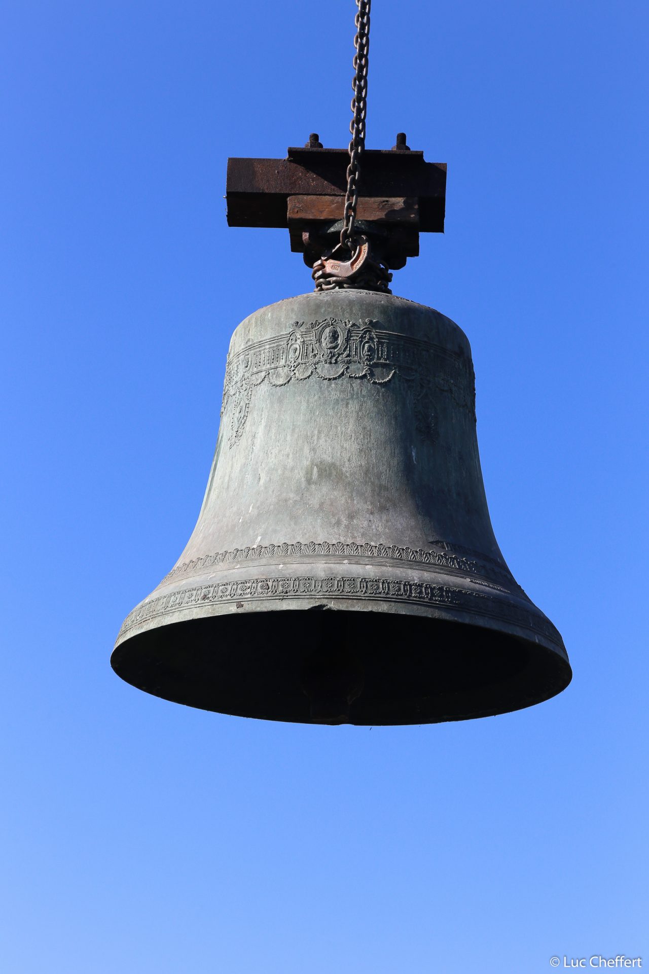 Le bâtiment et sa cloche – Brasserie du Clocher